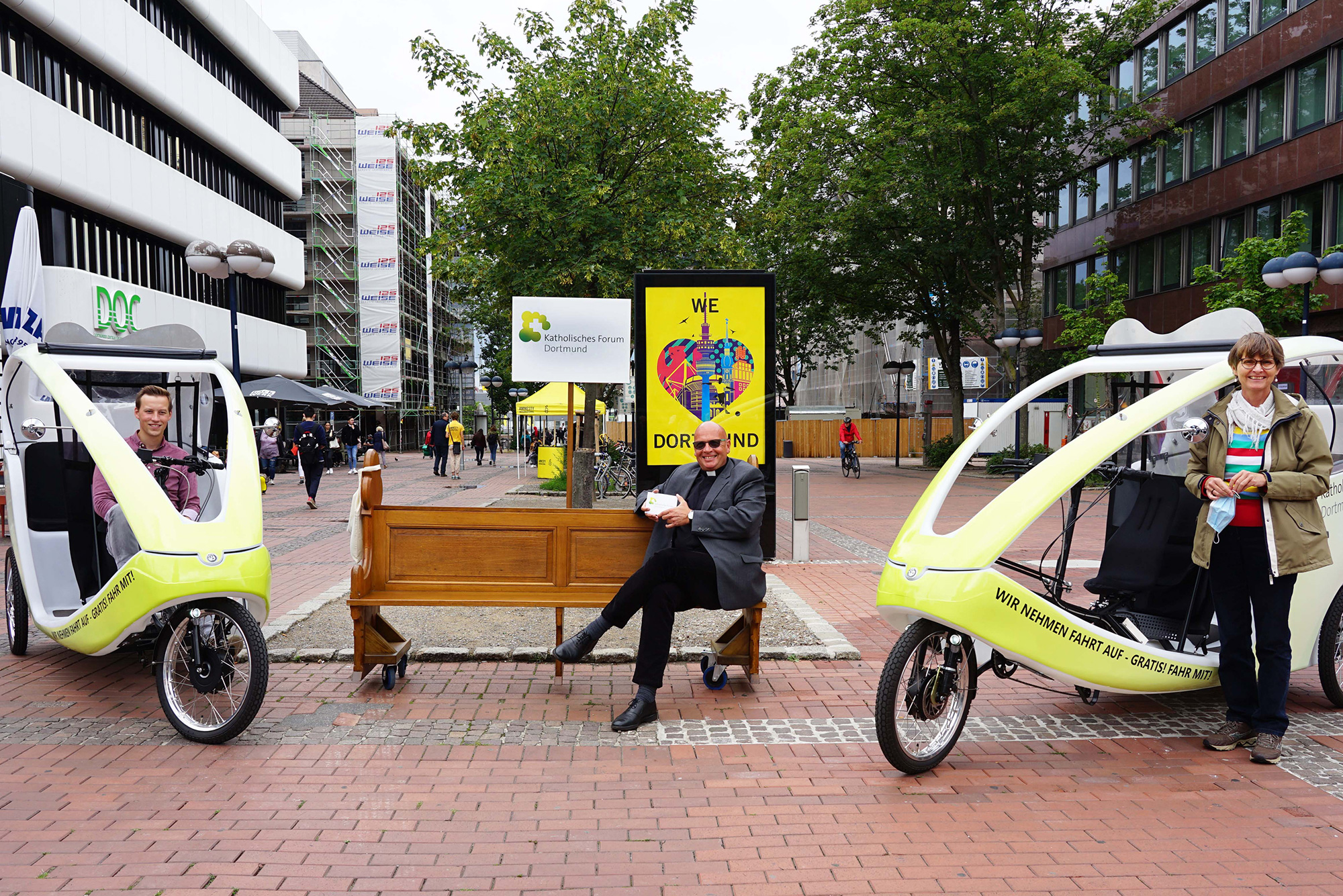 Mit der Rikscha unterwegs zu den Menschen