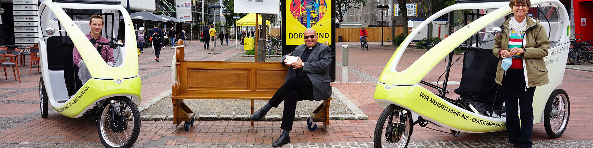 Mit der Rikscha unterwegs zu den Menschen