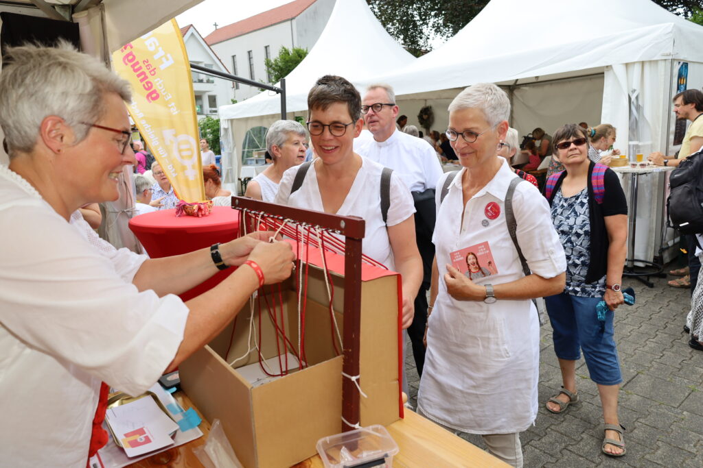 Großes kfd-Treffen beim Tag der Frauen
